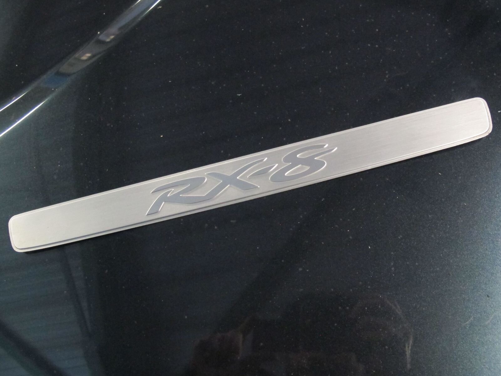 Mazda RX-8 Emblem Schriftzug Aluminium gebürstet / hochglanz Schrift