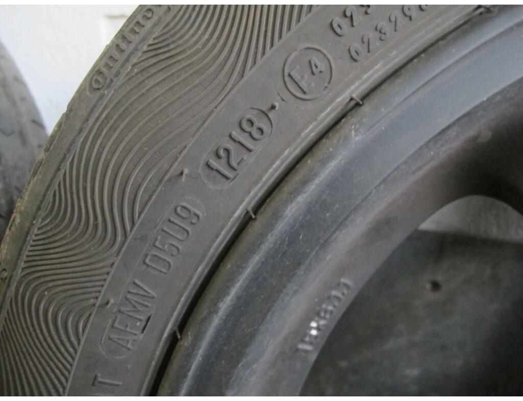 Mazda MX-5 NA NB 4x 15" Original Alufelgen mit Sommerreifen 195/50 R1
